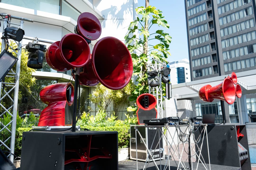 Audio Products - High-Quality Sound Systems | Aura Visual System